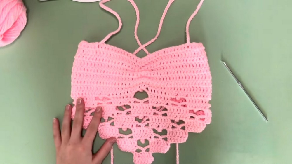 Crochet Heart Top Pattern For Valentine's Day - The Patterns