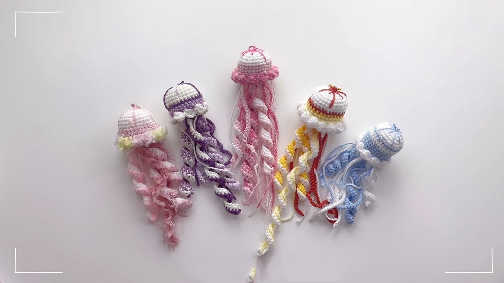 Simple Crochet Jellyfish Amigurumi Step By Step Pattern - The Patterns
