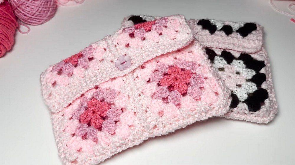 Elegant & Unique Crochet Booksleeve & Journal Cover Pattern - The Patterns